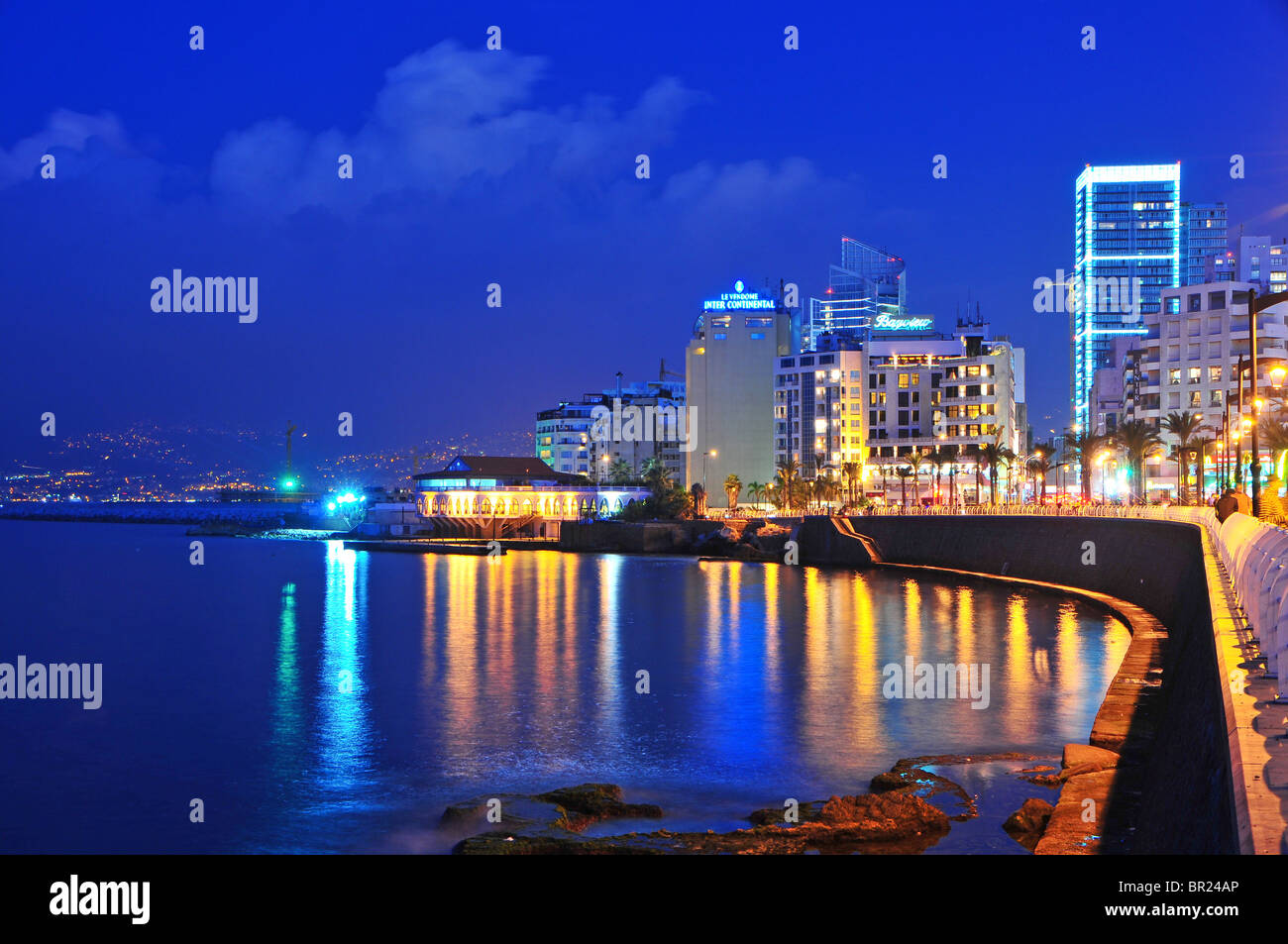 Liban : Beyrouth station par nuit Photo Stock - Alamy