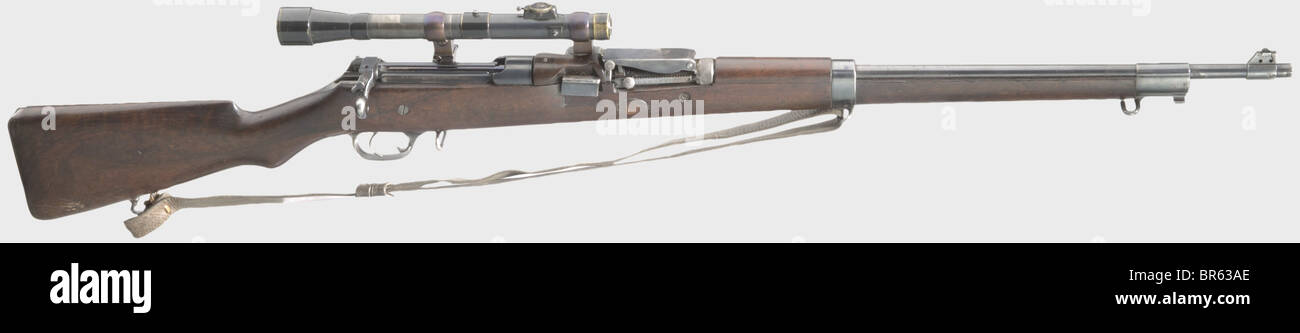 A Ross Rifle Mark I, 'Military Model 1905', avec la portée 'Periscop ...