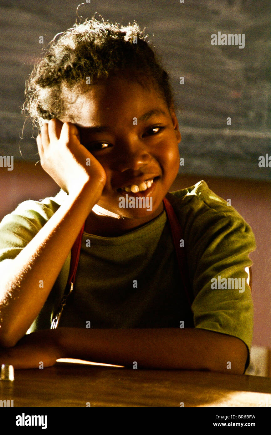 Malagasy girl Banque de photographies et d’images à haute résolution ...