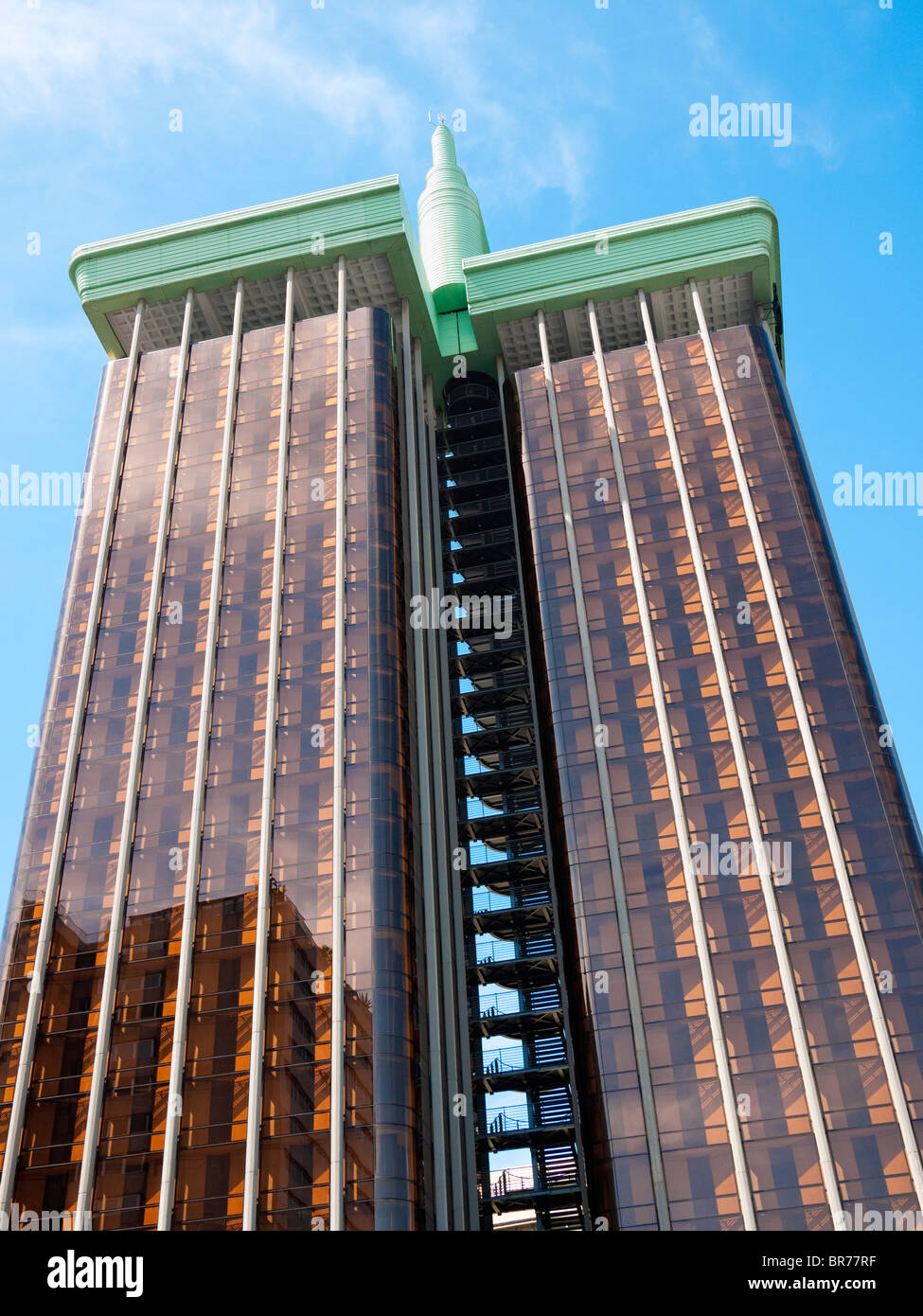 Torres de Colón (1976), Twin Towers à Plaza de Colón, Madrid, Espagne ...