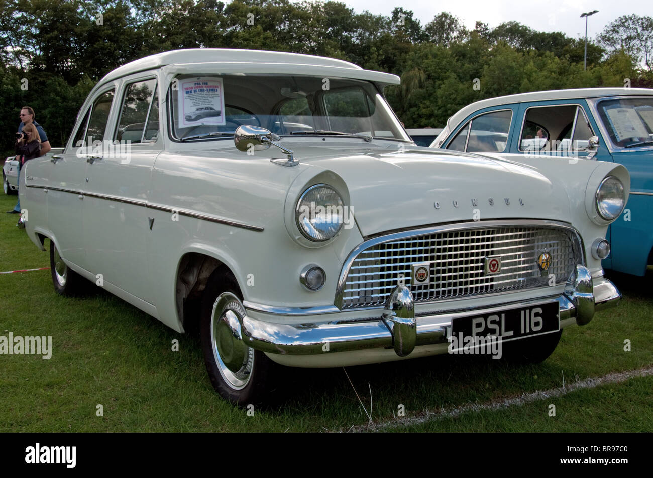 Excellent exemple d'une Ford Consul classic car soit rétabli ou soignés ...