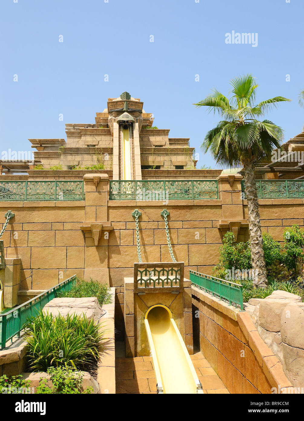 Parc aquatique Aquaventure de l'hôtel Atlantis The Palm, Dubai, UAE ...