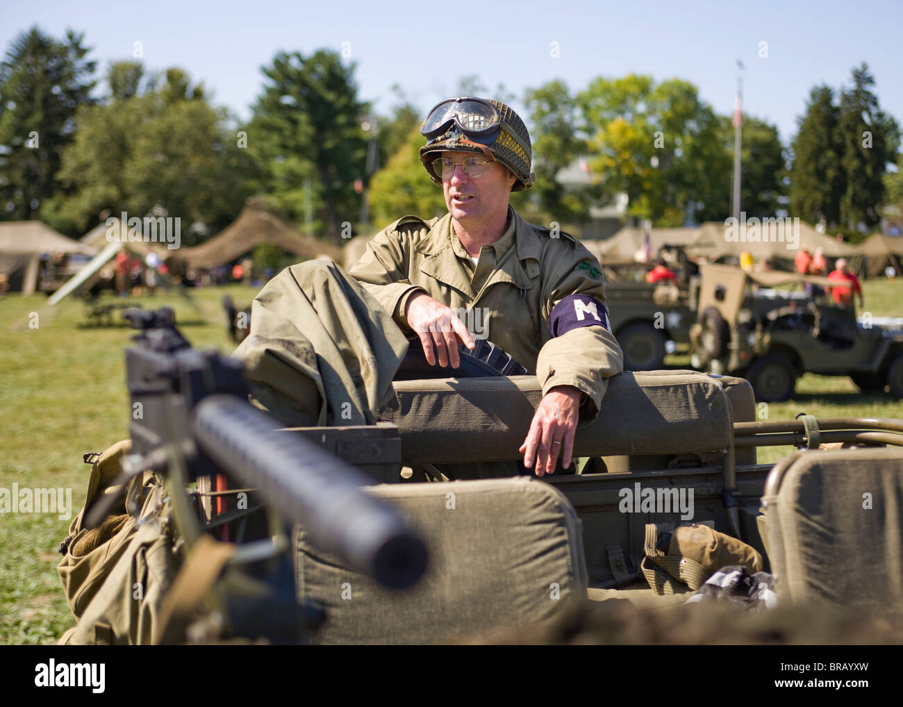 La DEUXIÈME GUERRE MONDIALE soldat de l'armée américaine debout ...
