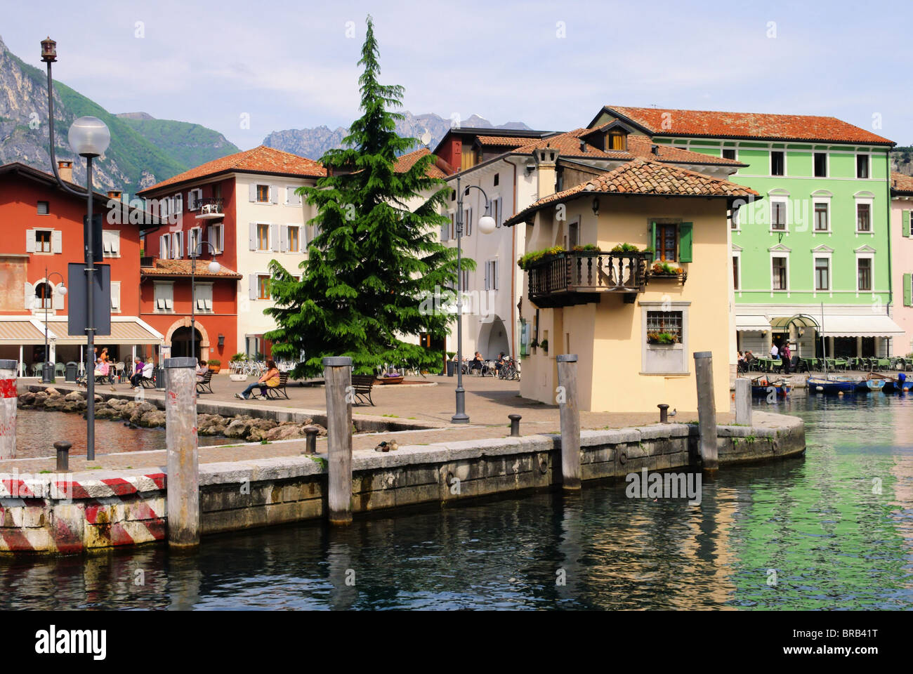 Torbole garda Banque de photographies et d’images à haute résolution ...