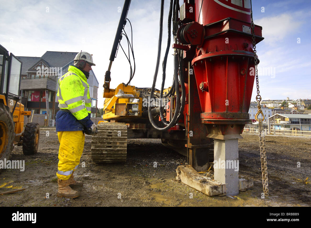 Battage des pieux Banque de photographies et d’images à haute ...