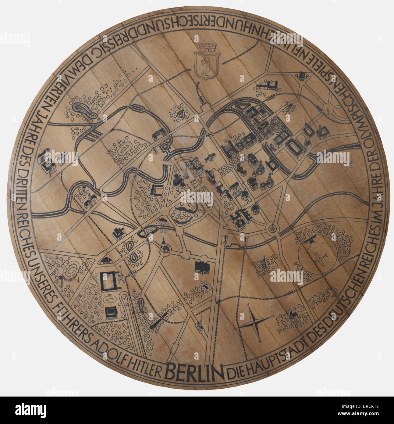 Adolf Hitler, Une table de présentation avec vue sur la ville de Berlin ...