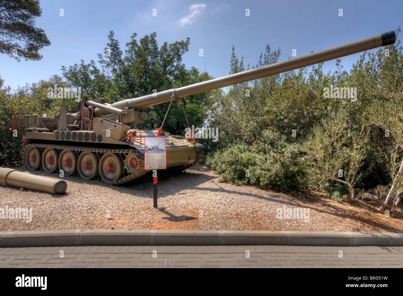 M107 175 mm self propelled gun Banque de photographies et d’images à ...
