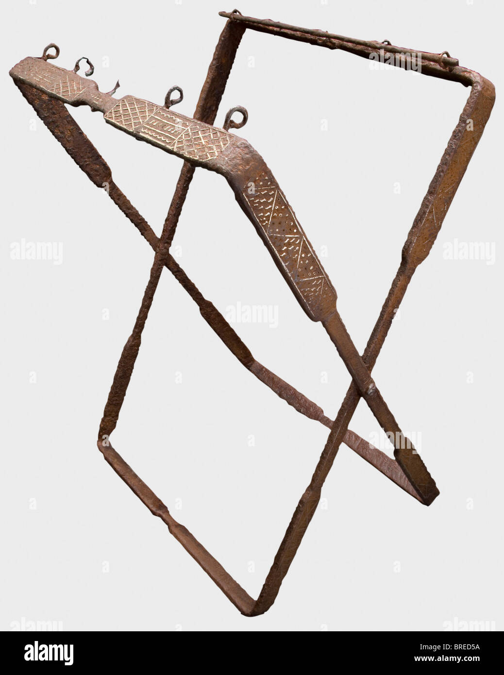 Une chaise de fer pliante romaine tardive pour un commandant de terrain ...