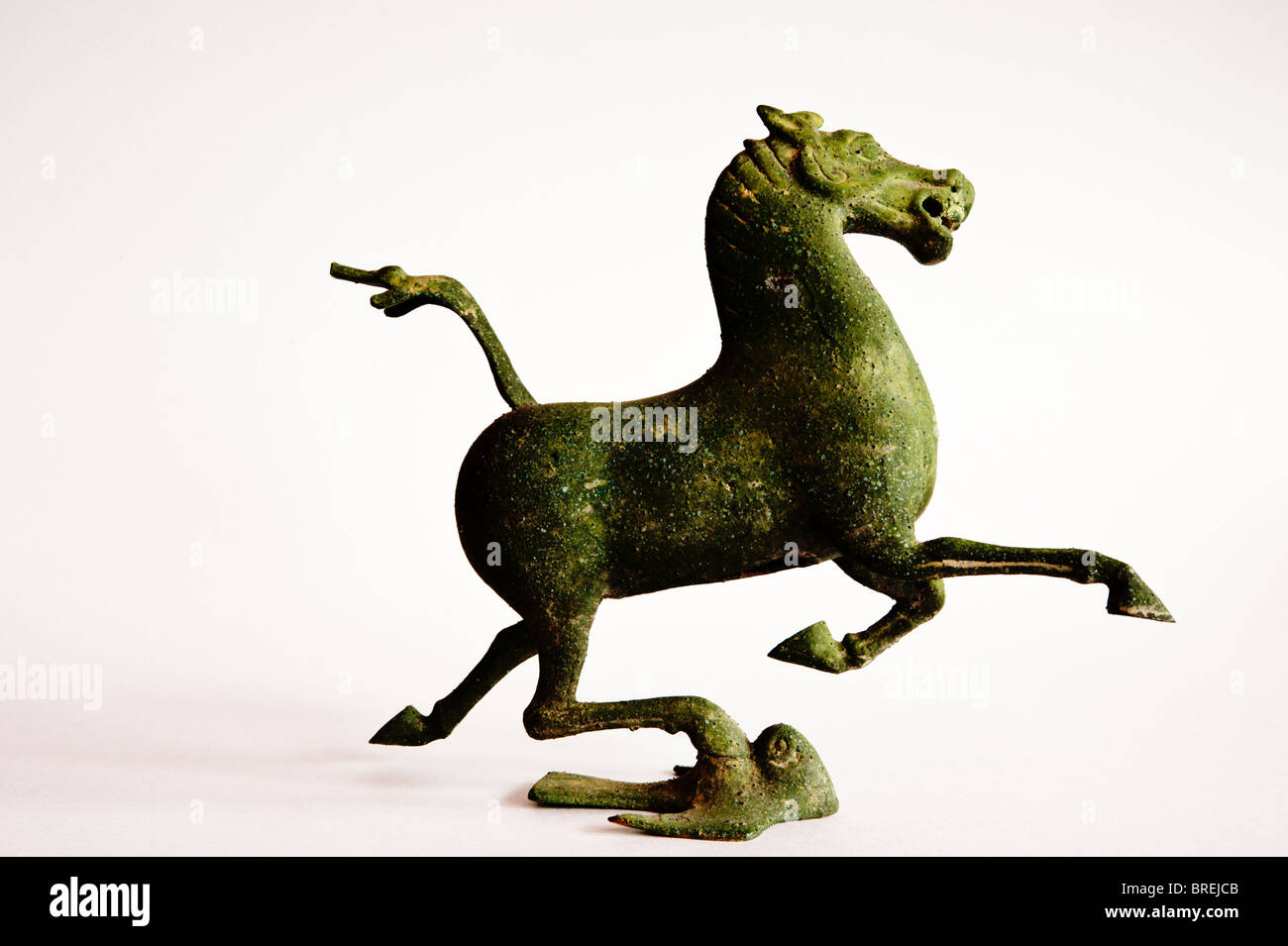 Réplique de Bronze Cheval au Galop marcher sur un Flying Swallow, un ...