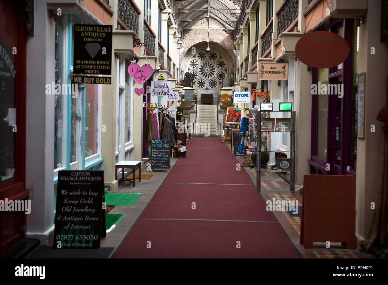 Clifton arcade Banque de photographies et d’images à haute résolution ...