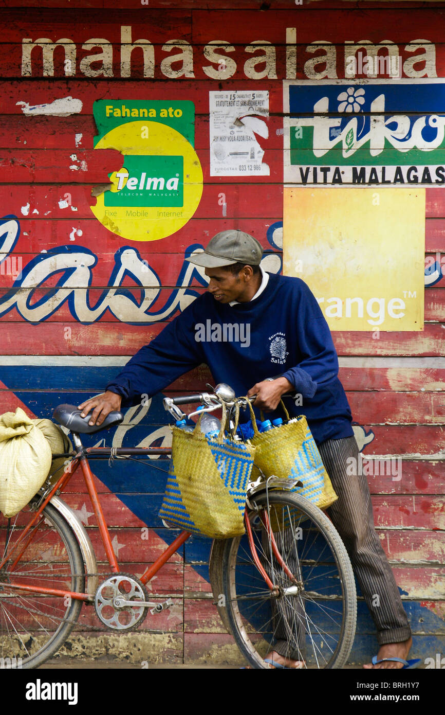 Malagasy man Banque de photographies et d’images à haute résolution - Alamy