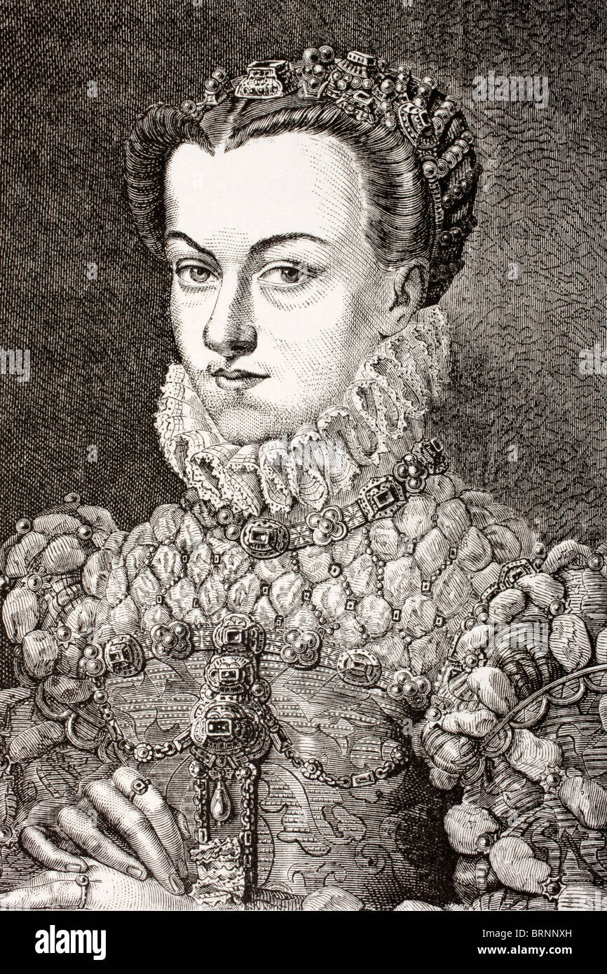 Mari Kaiser's Instagram, Twitter & Facebook on IDCrawl