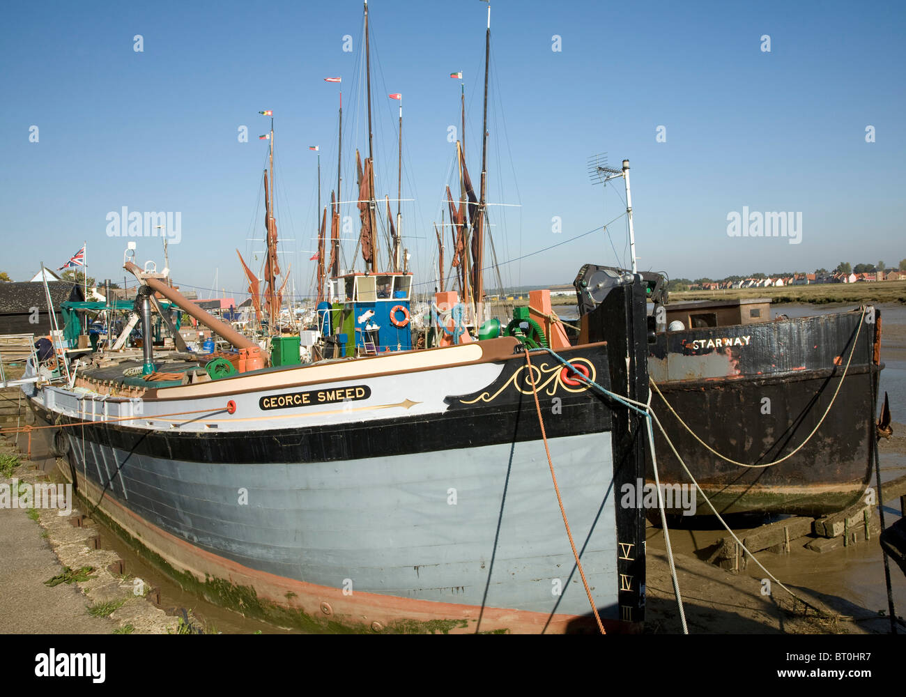 George smeed Banque de photographies et d’images à haute résolution - Alamy