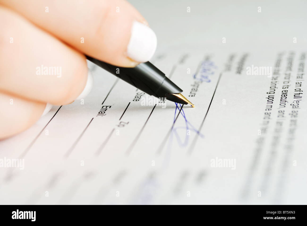 Signature de contrat Banque de photographies et d’images à haute ...