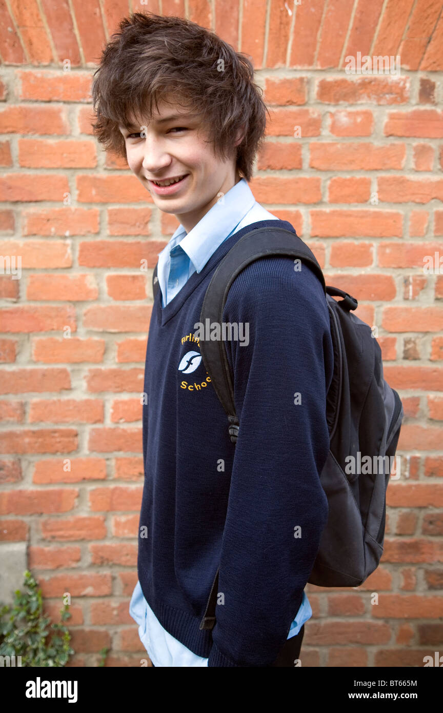 Boy british school uniform Banque de photographies et d’images à haute ...