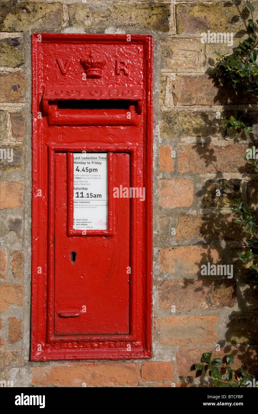 Queen victoria post box Banque de photographies et d’images à haute ...