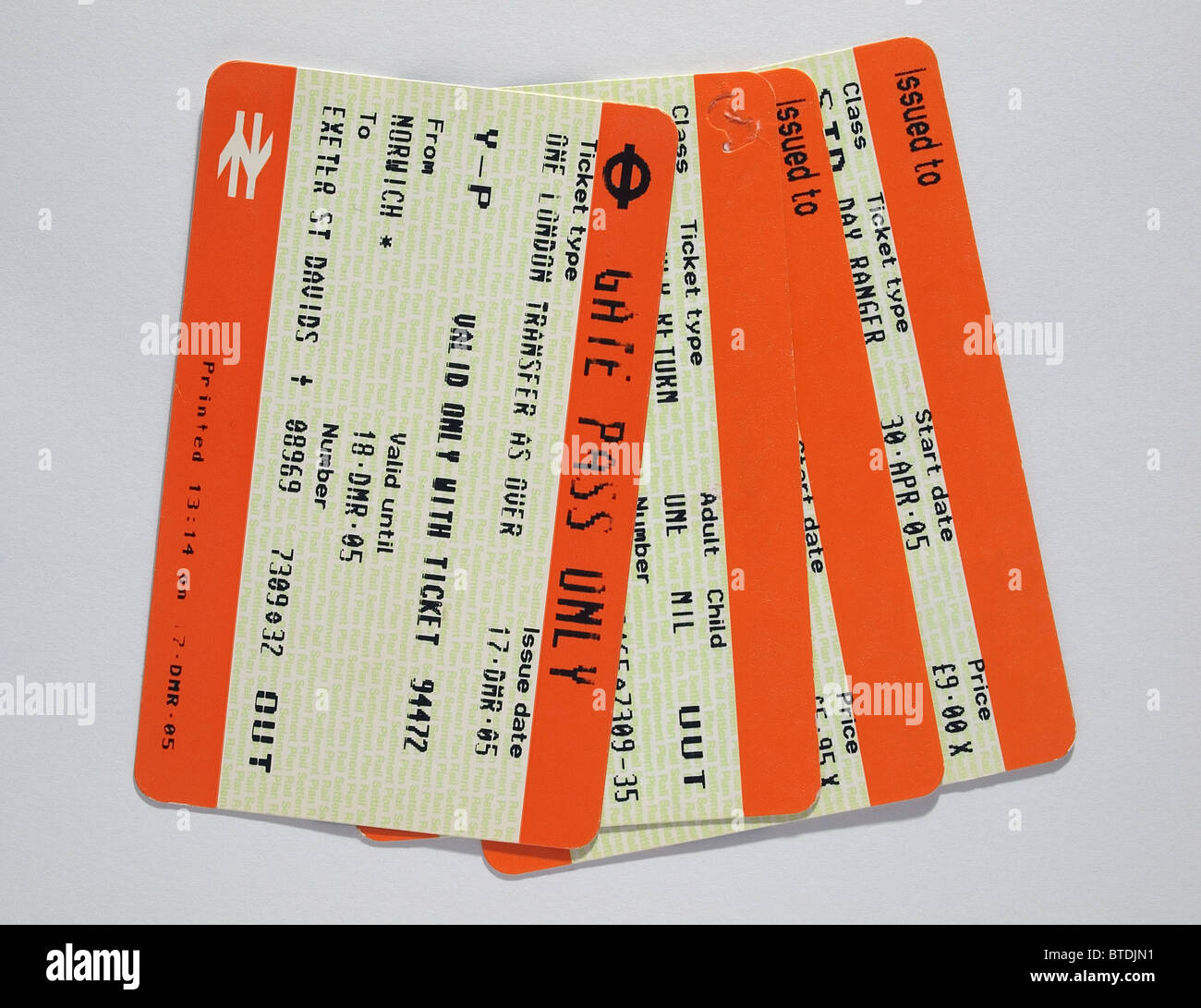 Billets de train de fond Banque de photographies et d’images à haute ...