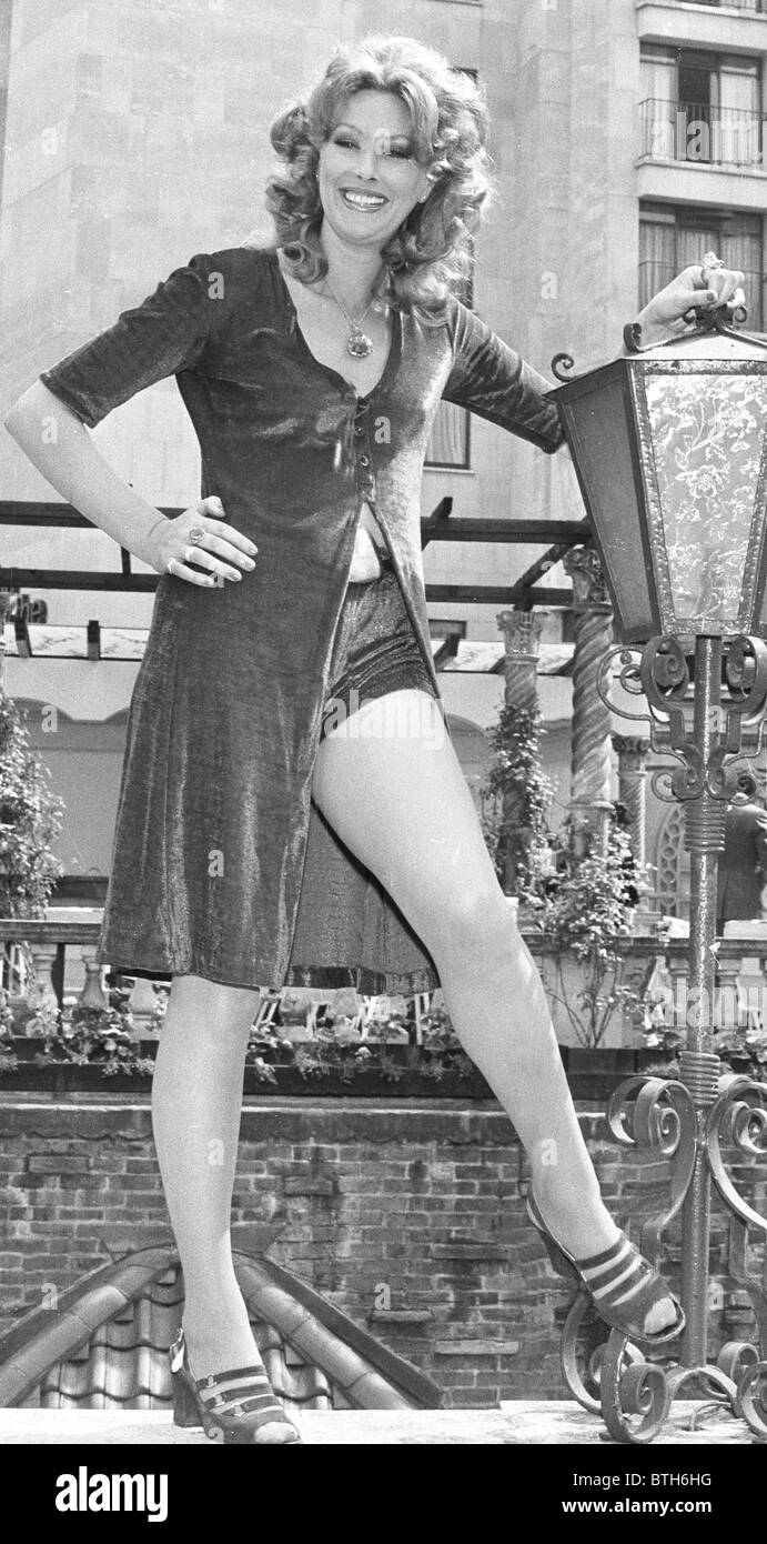 Sue Lloyd (né le 7 août 1939 dans le Suffolk) est un modèle britannique ...
