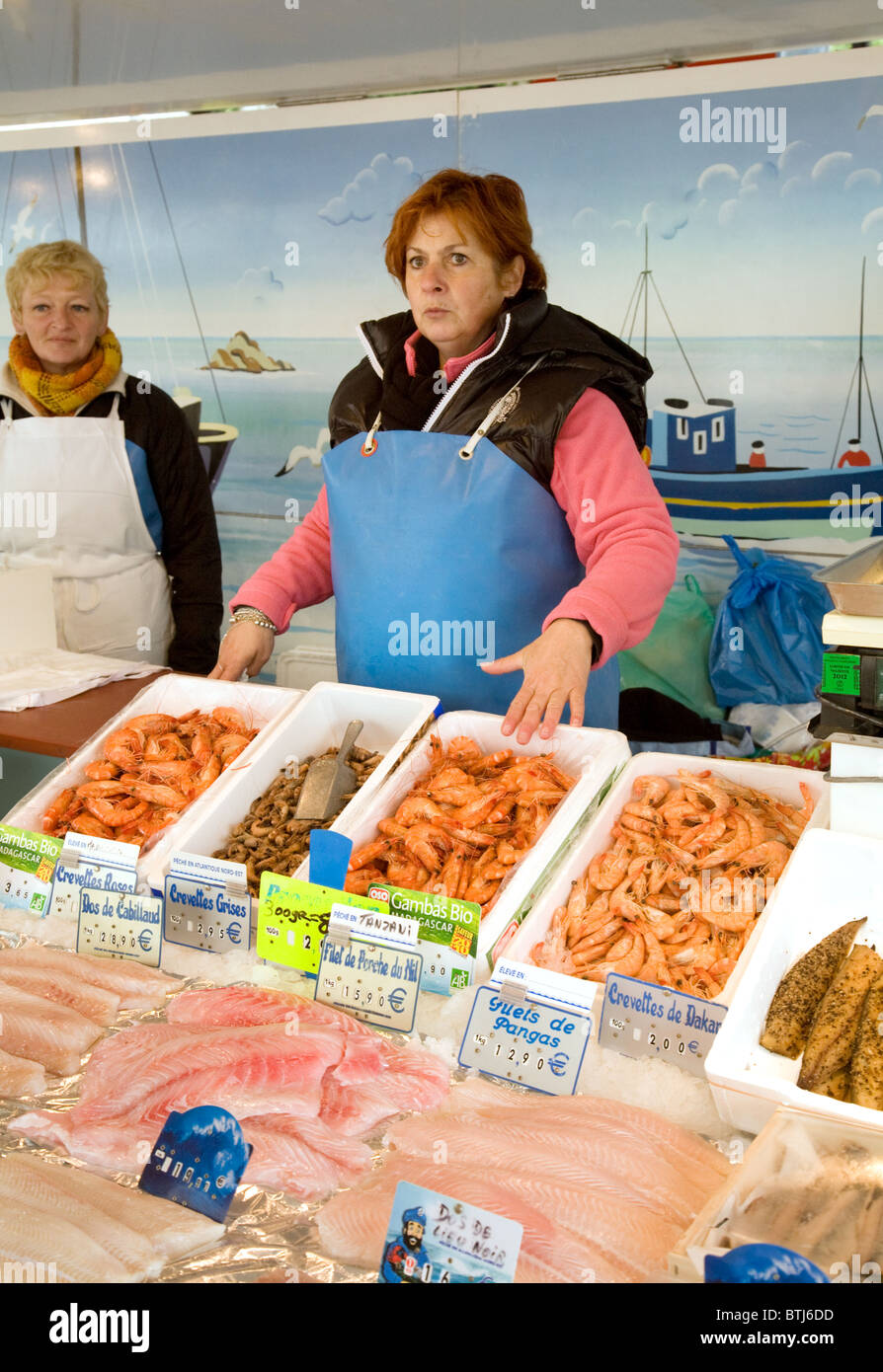 Poissonnerie france Banque de photographies et d’images à haute ...