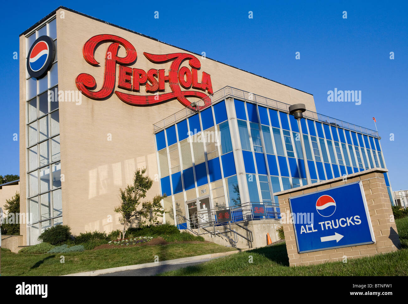 Usine d'embouteillage de pepsi Banque de photographies et d’images à ...