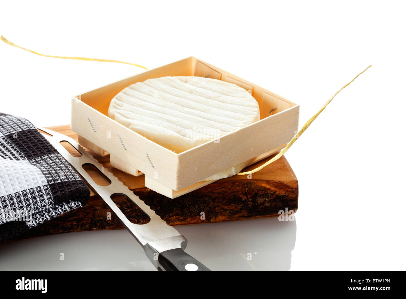 Camembert box Banque de photographies et d’images à haute résolution ...