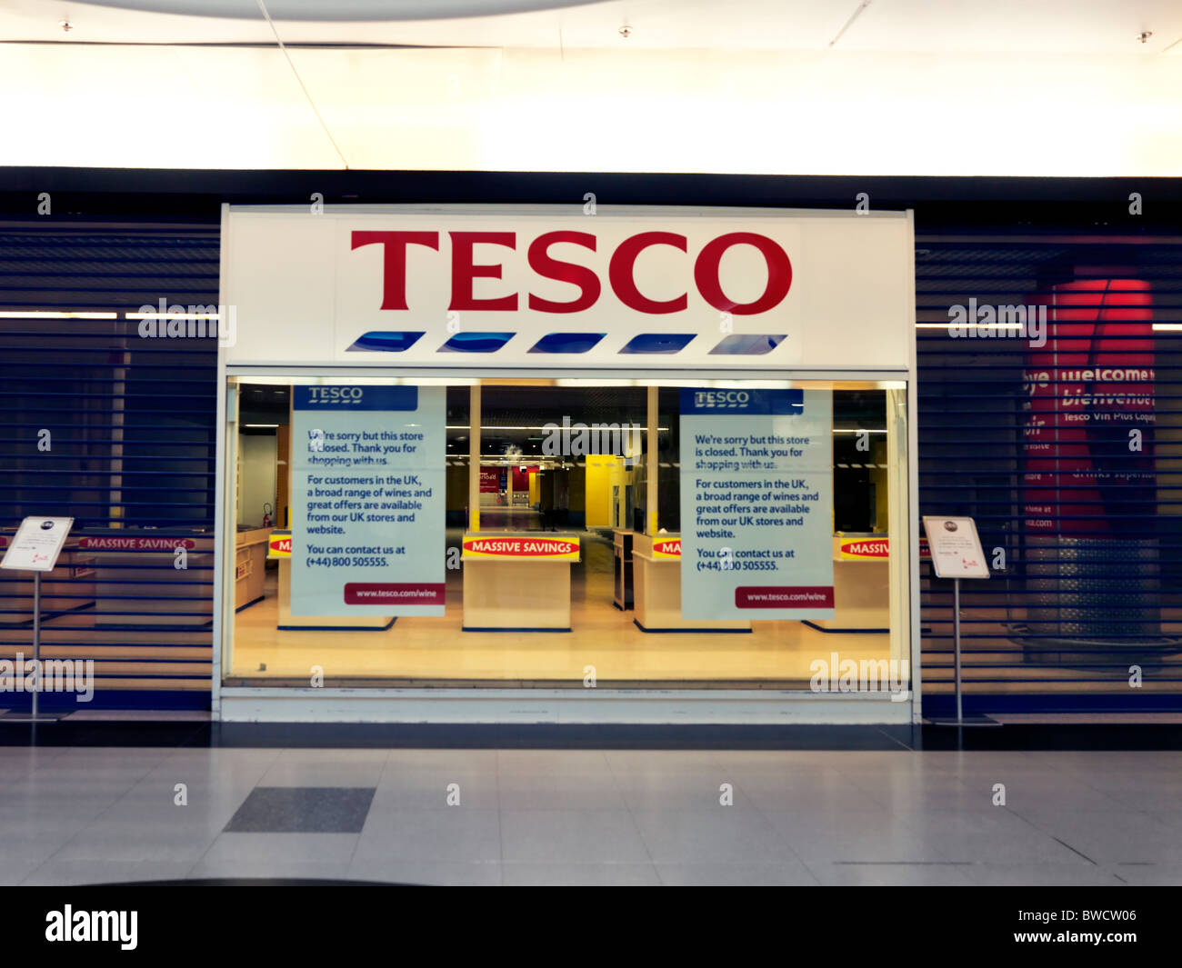Tesco calais Banque de photographies et d’images à haute résolution - Alamy
