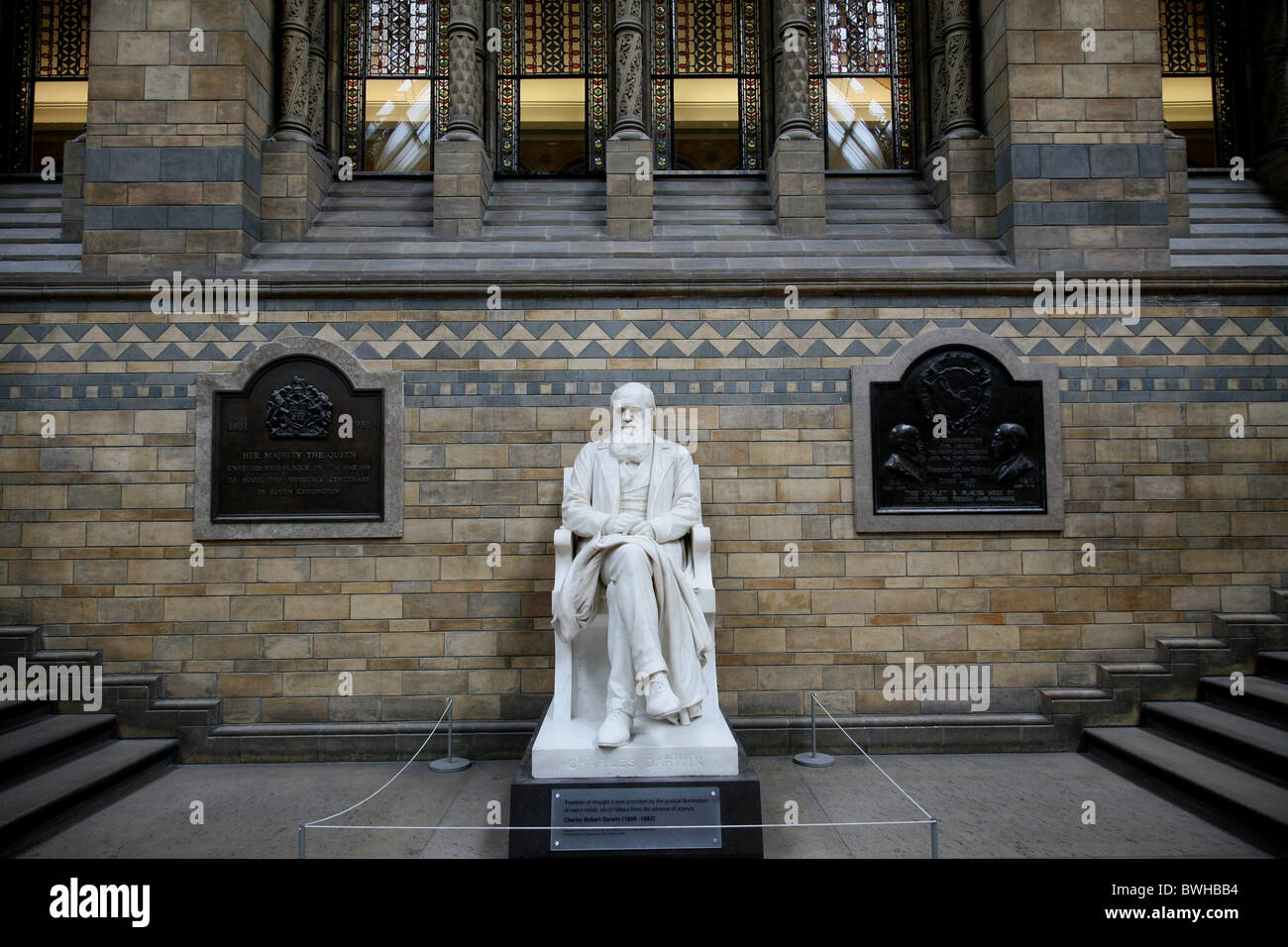 Monument pour charles darwin Banque de photographies et d’images à ...