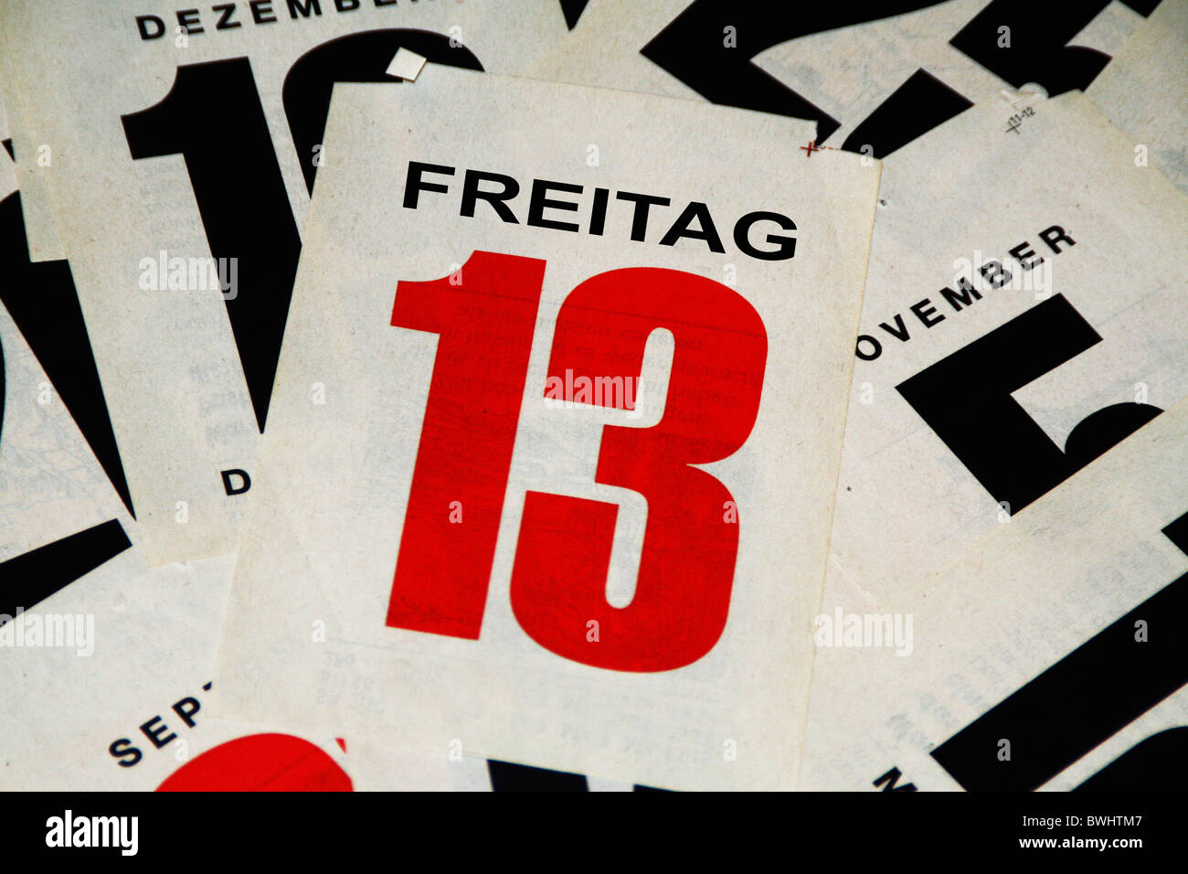 Feuille de calendrier vendredi le 13 Banque de photographies et d ...