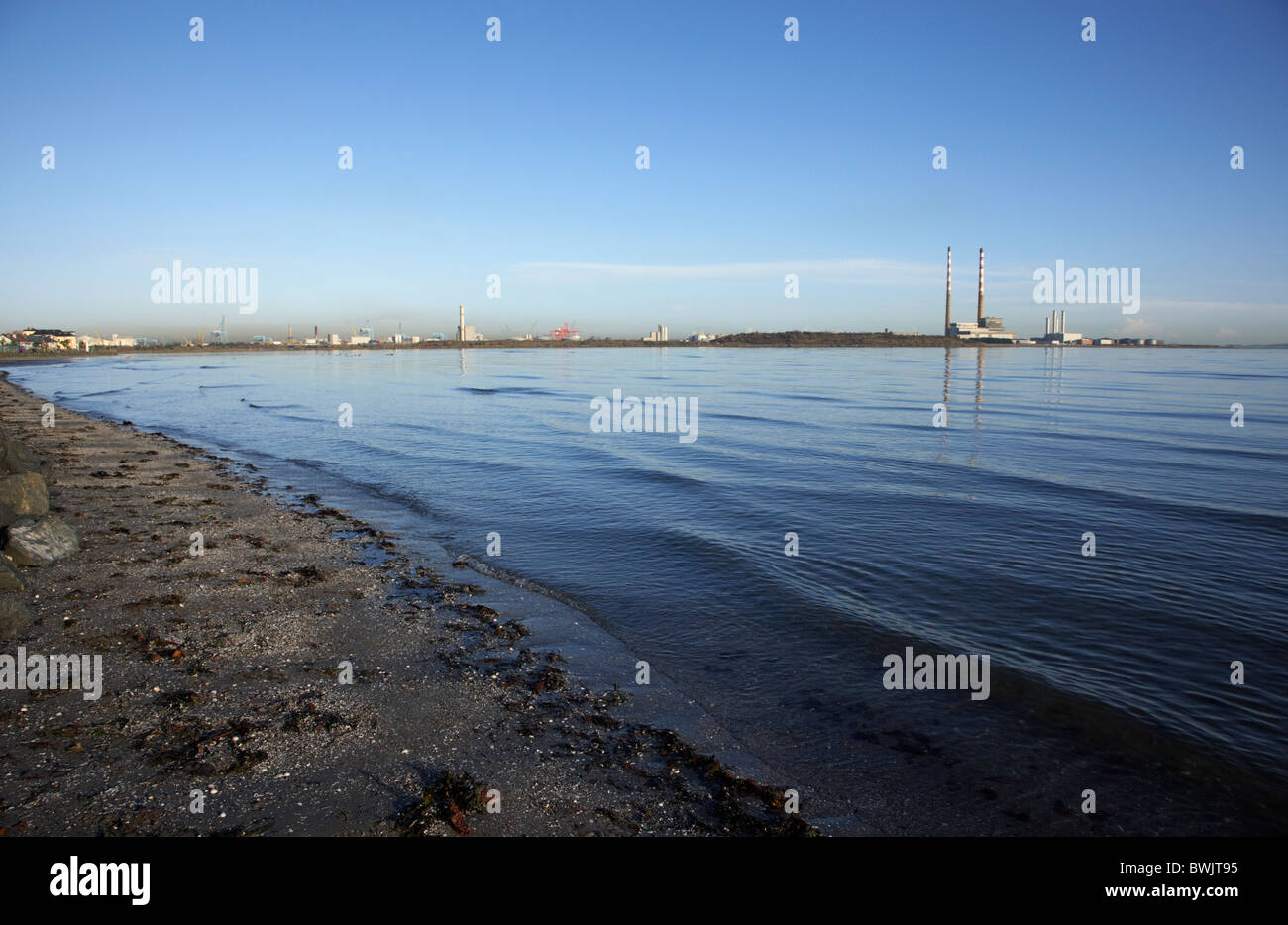 Sandymount beach Banque de photographies et d’images à haute résolution ...