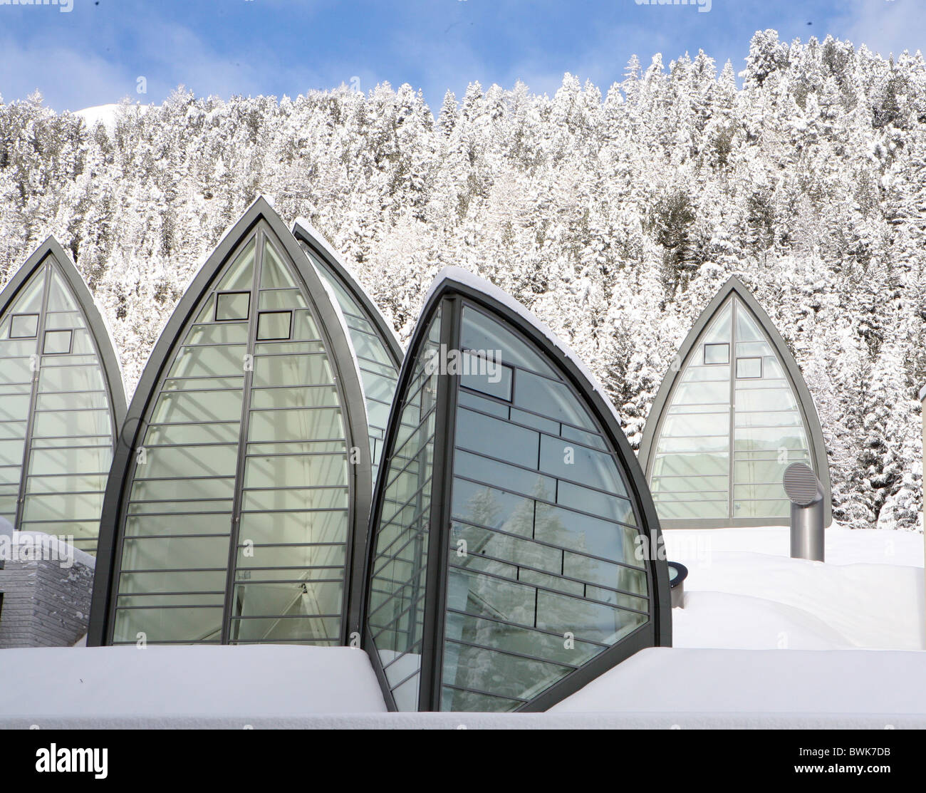 Europe Suisse Grisons Arosa Tschuggen Grand hotel extérieur oasis de ...