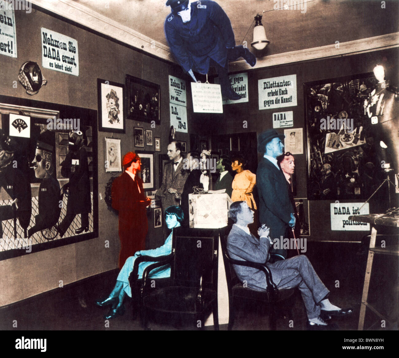 Berlin 1920 foire Dada Dadaïsme Raoul Hausmann Dr. Otto Burchardt ...