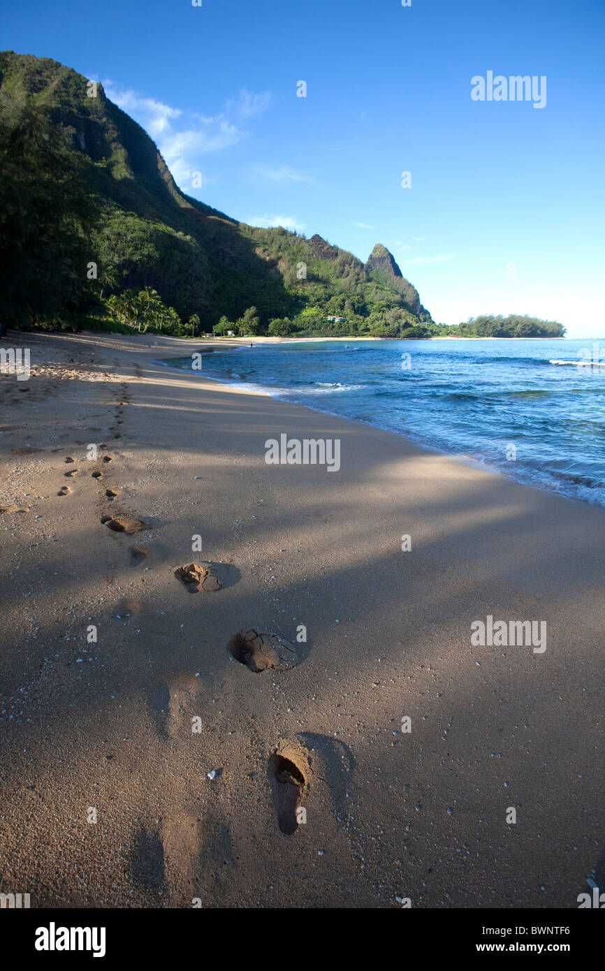 Haena beach state park Banque de photographies et d’images à haute ...