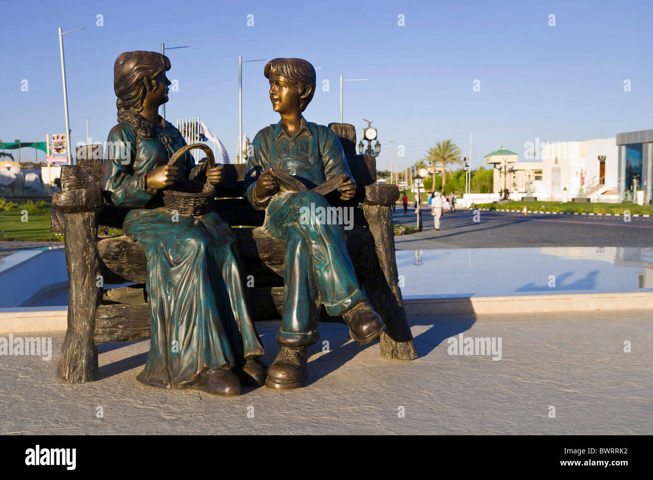 Sculpture en bronze dans une station touristique, Charm el-Cheikh ...