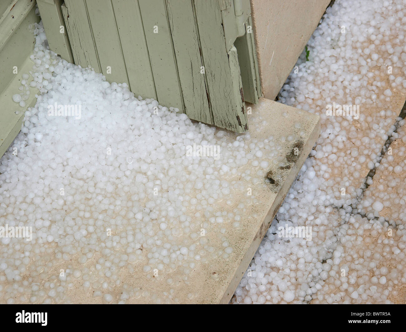 Tempête de grêle La grêle météo France salue le grêlon grêlons la grêle ...