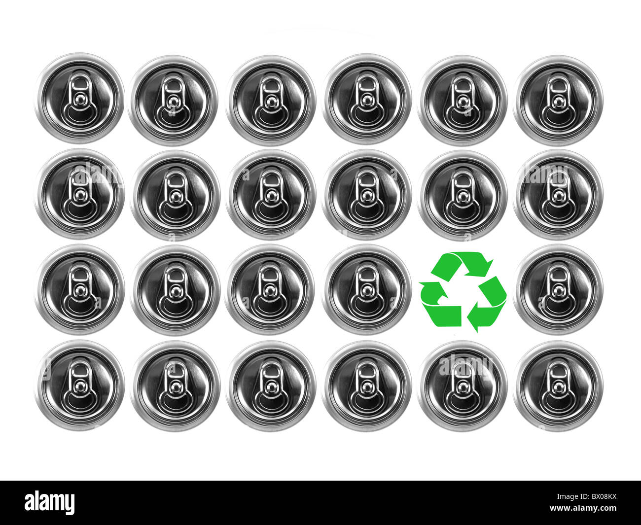 Recyclage des canettes de soda en aluminium Banque d'images détourées ...