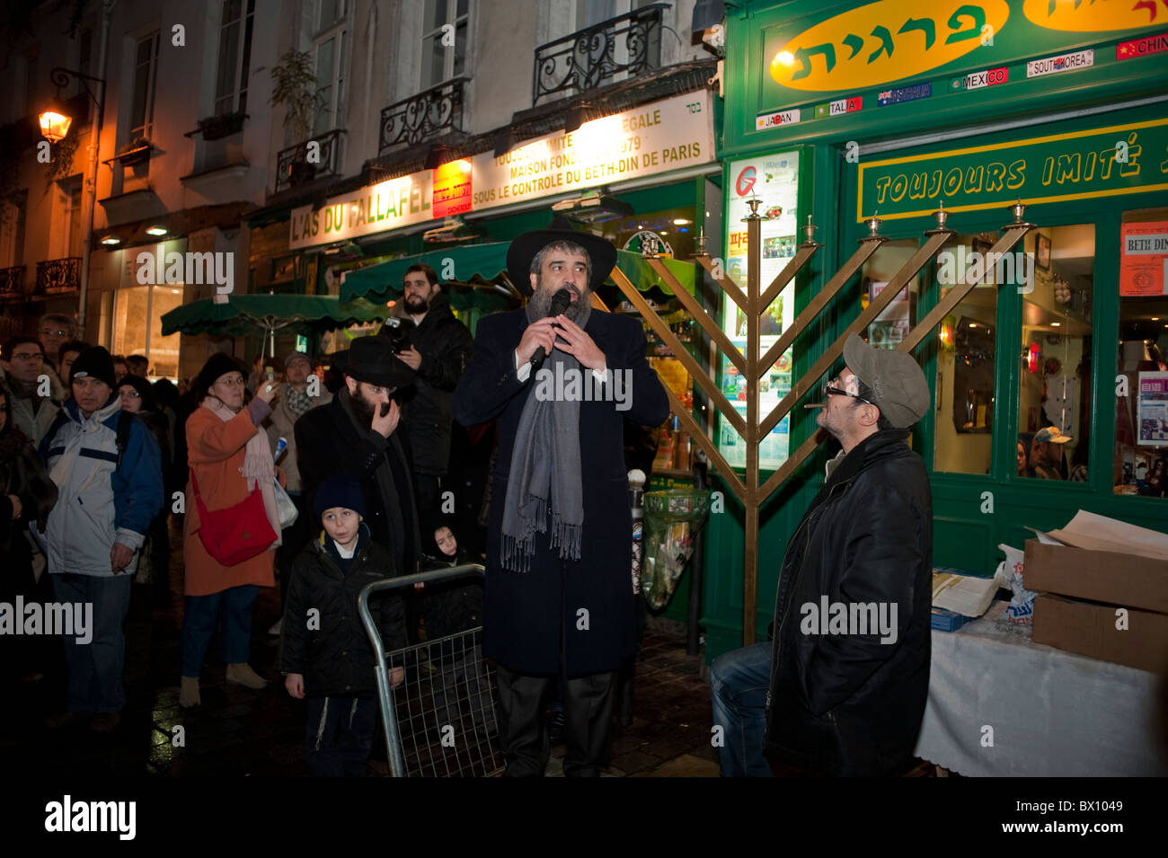Paris, France, rabbins juifs célébrant les fêtes religieuses annuelles ...