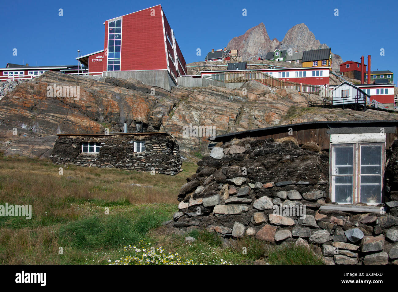 Qarmaq / qammaq, huttes traditionnelles à l'Uummannaq Museum, North ...