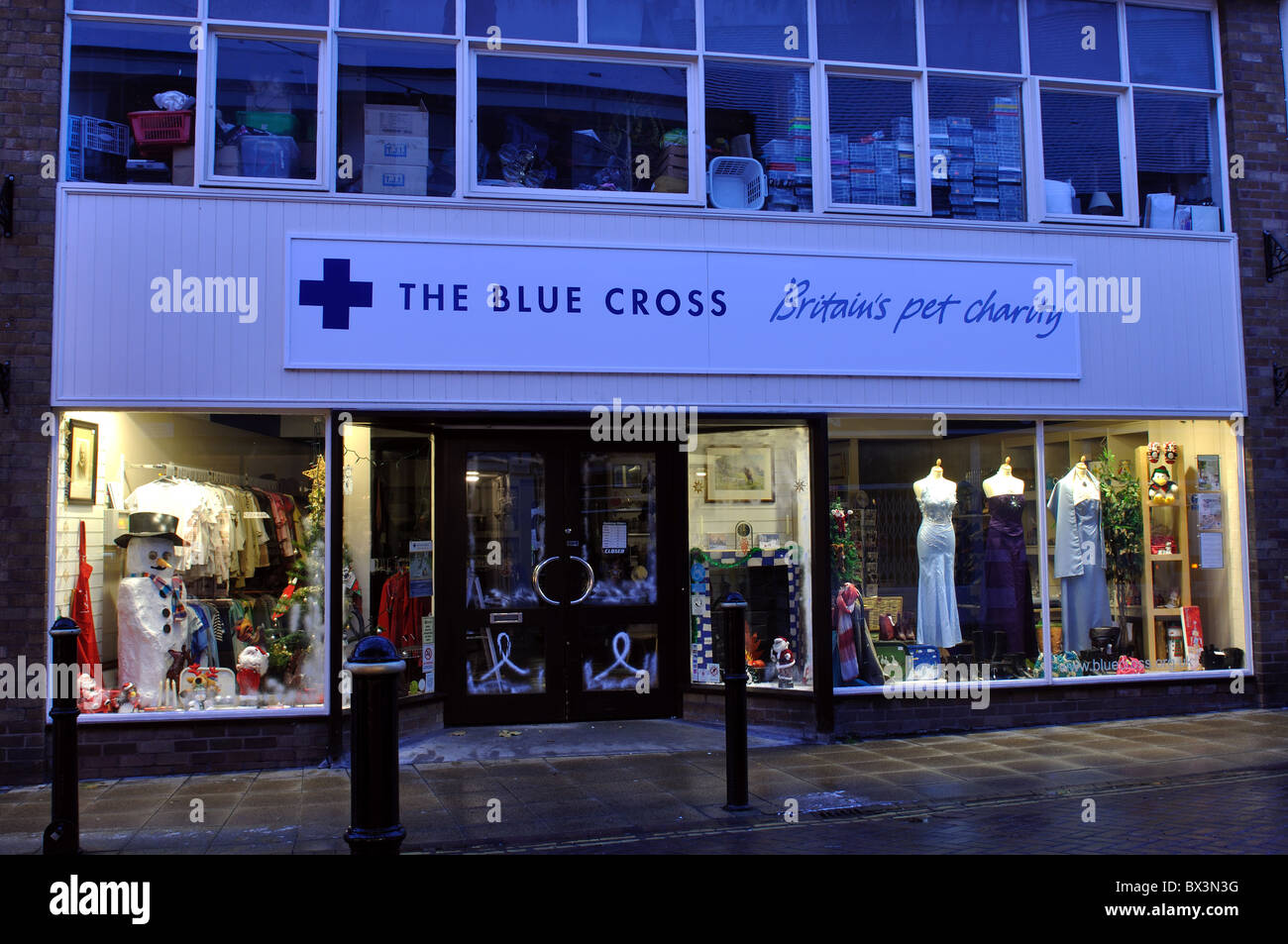 Croix bleue Banque de photographies et d’images à haute résolution - Alamy