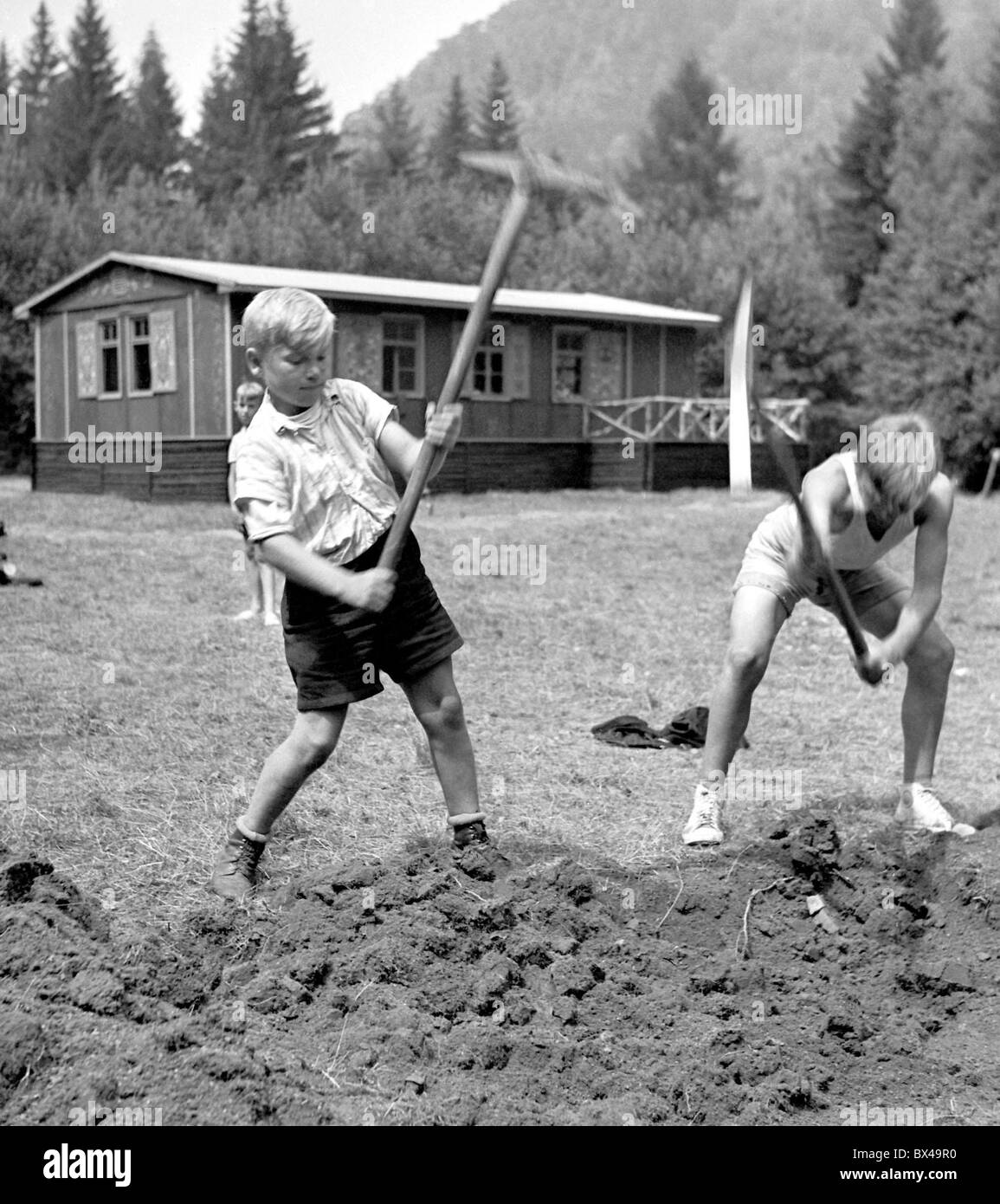 Young pioneer soviet union Banque de photographies et d’images à haute ...