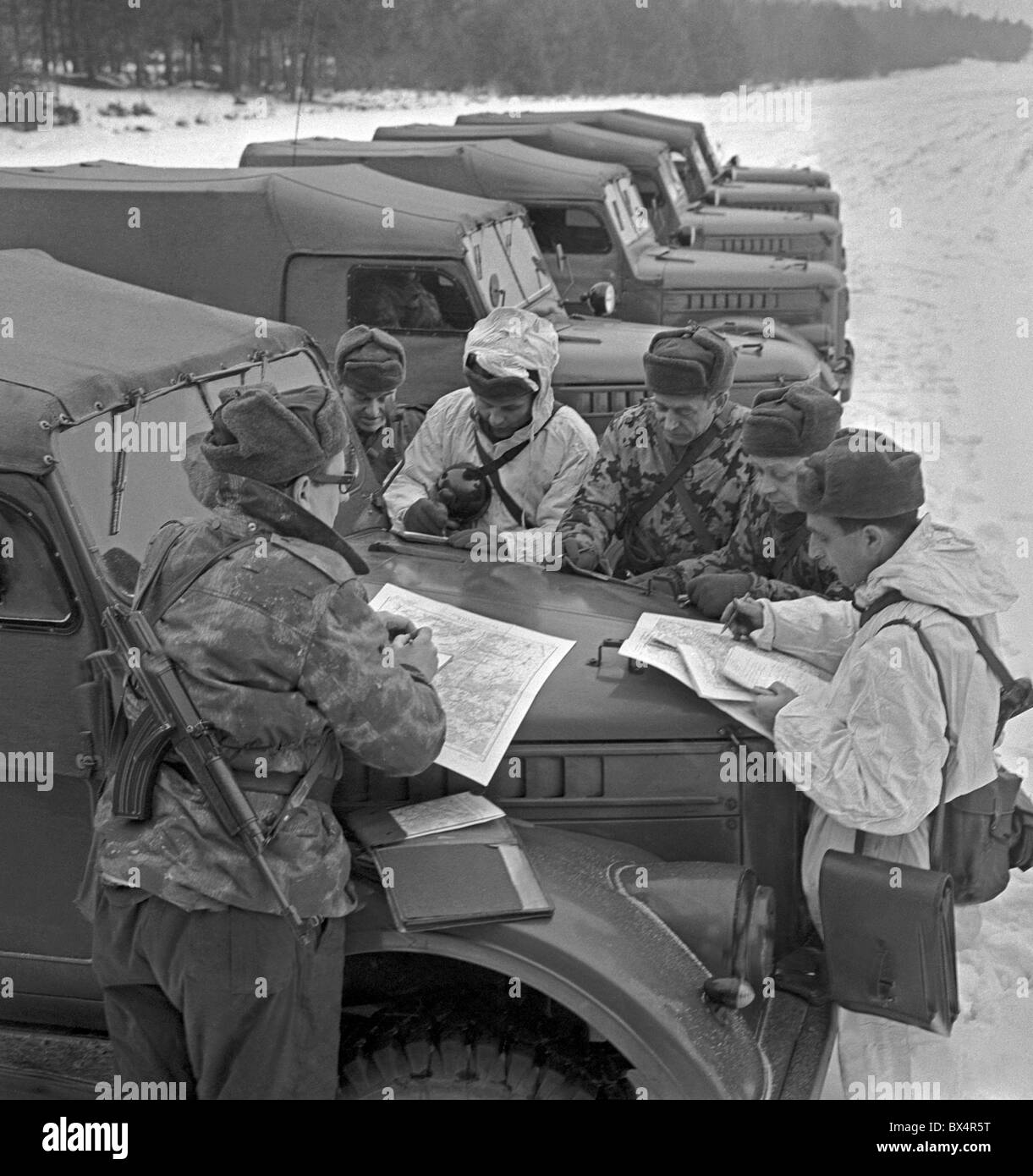 Usine à gaz Banque d'images noir et blanc - Alamy