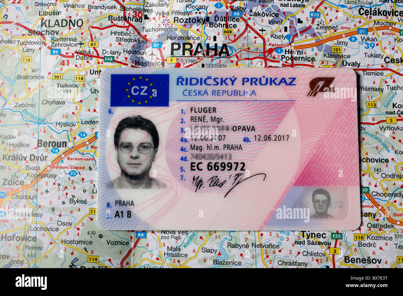 Tchèque permis de conduire Banque de photographies et d’images à haute résolution - Alamy