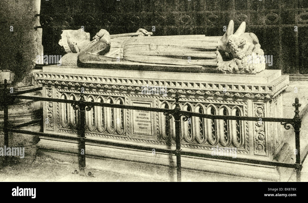 France normandy rouen cathedral tomb Banque de photographies et d ...