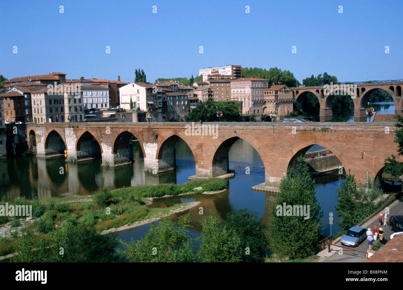 Vieux pont albi Banque de photographies et d’images à haute résolution ...