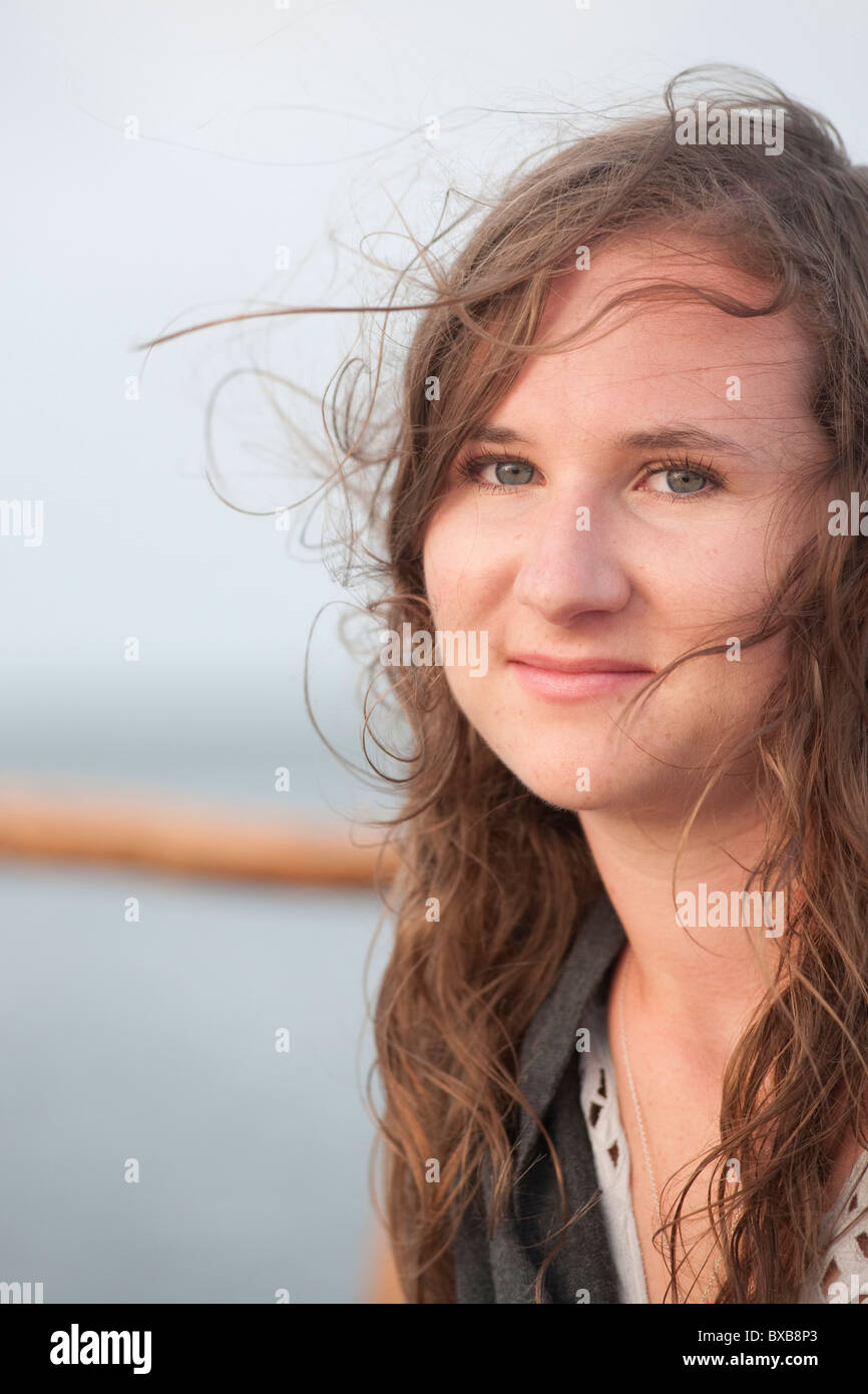 17 ans fille Banque de photographies et d’images à haute résolution - Alamy