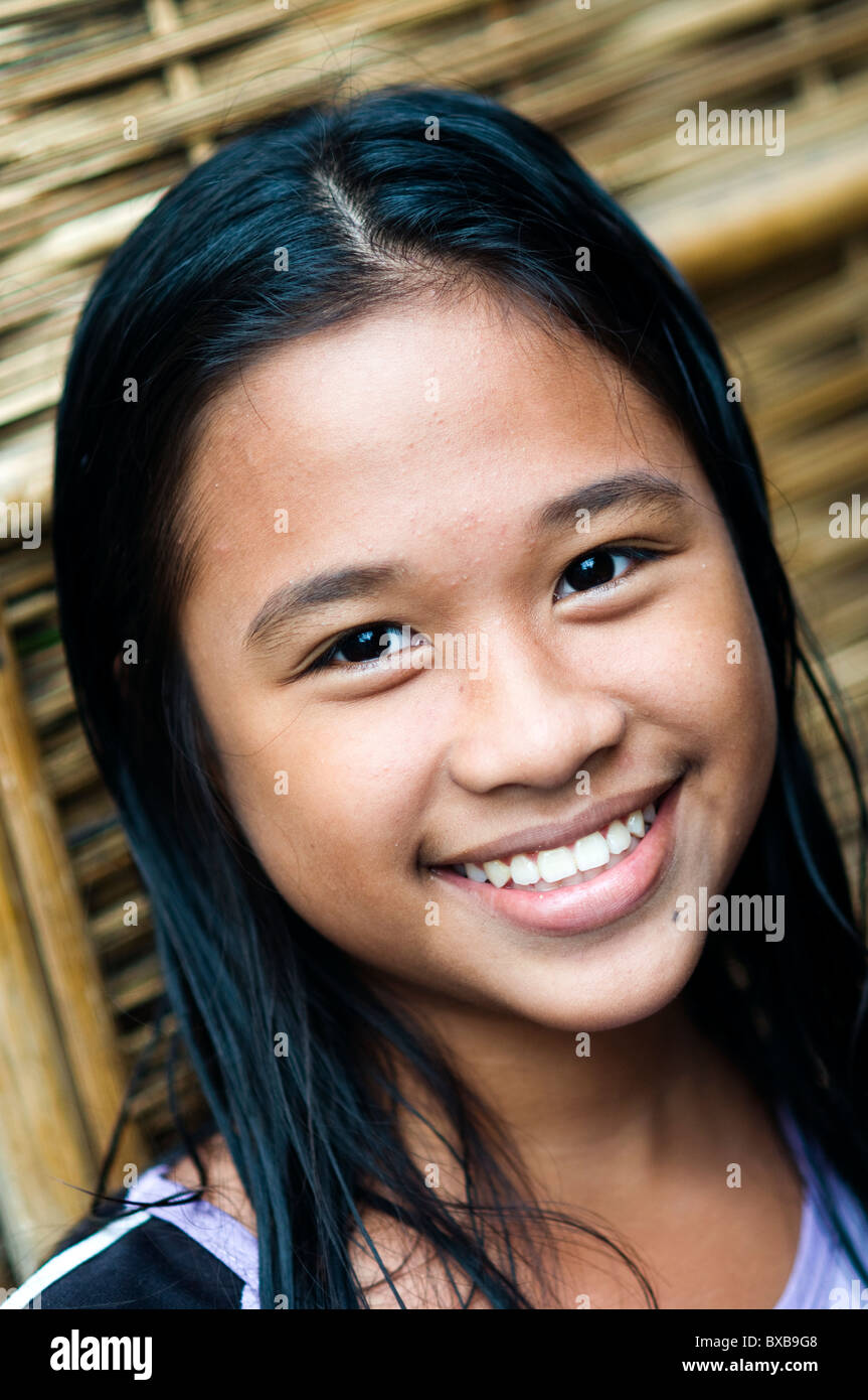 Teenage girls cebu city philippines Banque de photographies et d’images ...