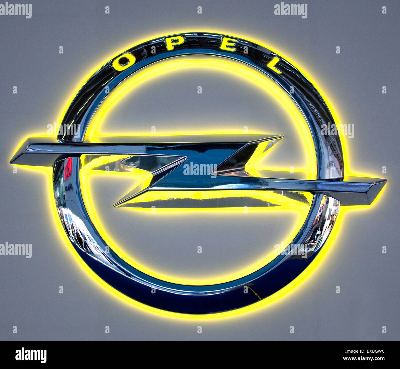 Opel logo Banque de photographies et d’images à haute résolution - Alamy