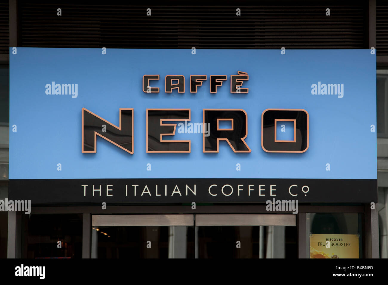 Café nero logos Banque de photographies et d’images à haute résolution ...