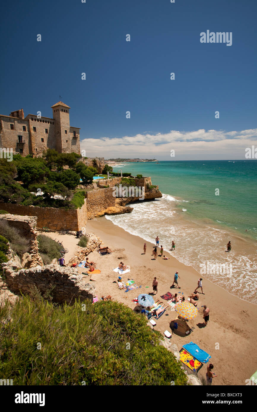 Plage et château de Tamarit, altafulla, Tarragones, Tarragone, Espagne ...