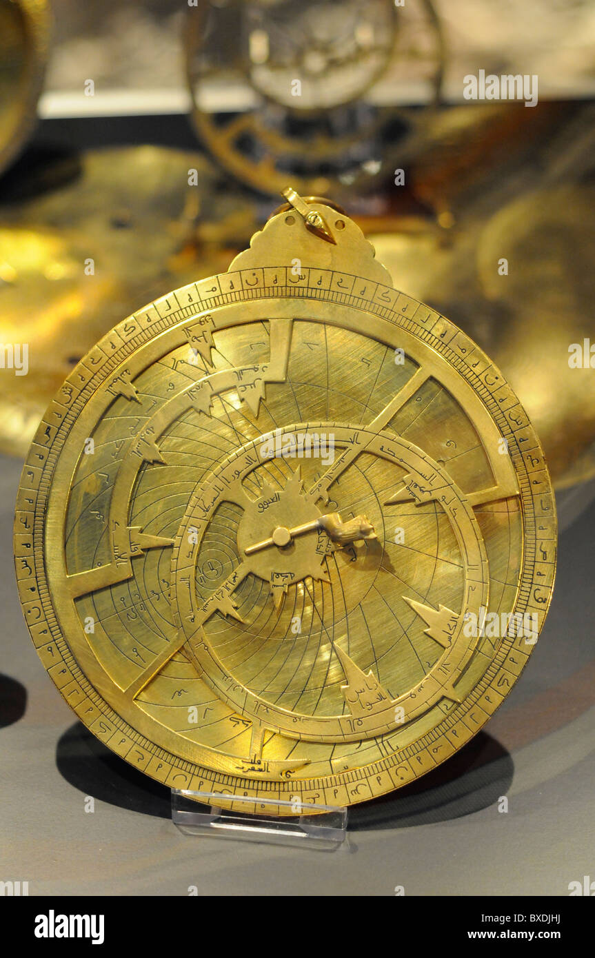 Astrolabe arabe Banque de photographies et d’images à haute résolution ...