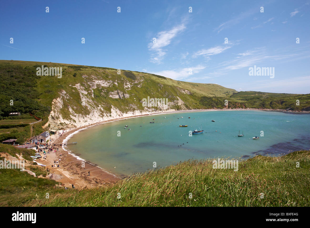 Lulworth cove bay Banque de photographies et d’images à haute ...